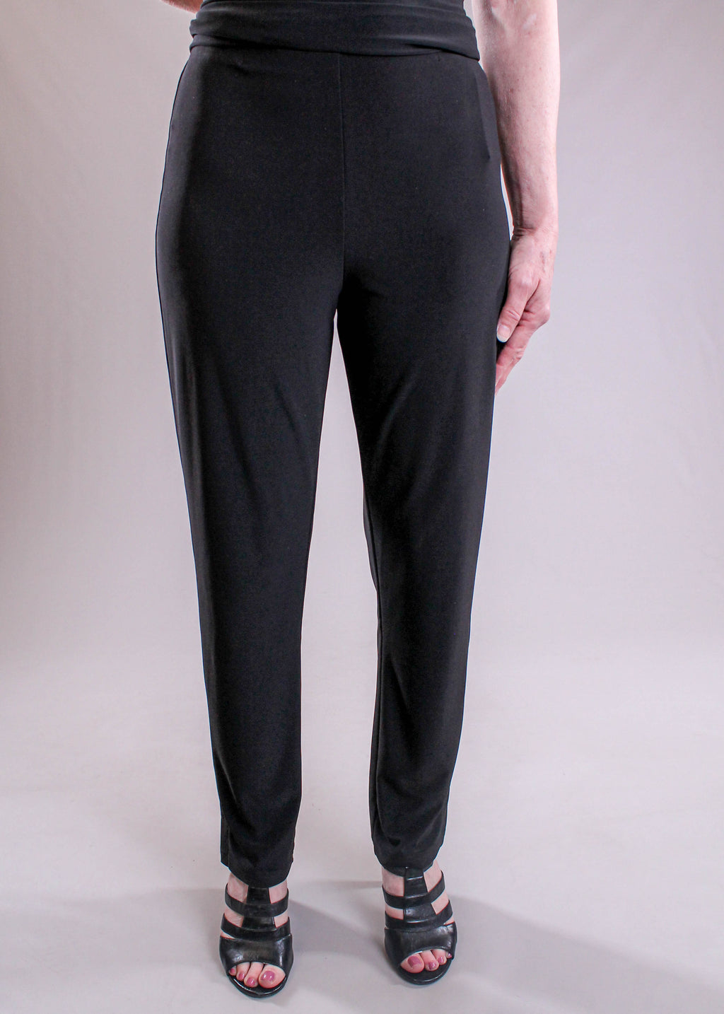 Sympli Narrow Pant Midi – Fashion Crossroads Inc
